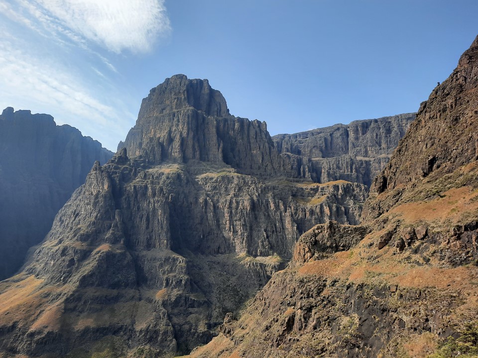 Mnweni Traverse – The Manxome Jabberwocky | Ghaznavid Hiking